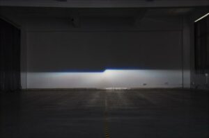 Low Beam VS High Beam: Everything You Need To Know - NAOEVO