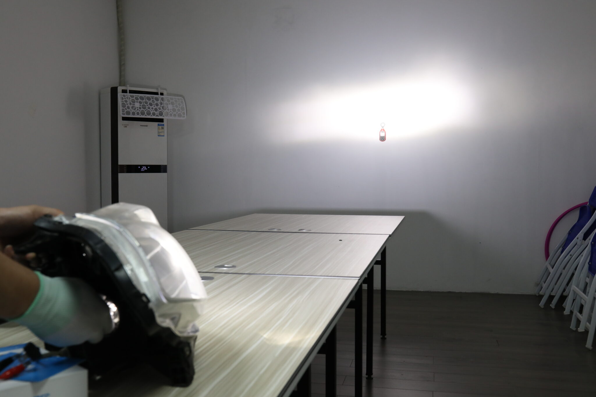 How Many Lumens Are In Your Car Headlight? | Quick Guide - NAOEVO